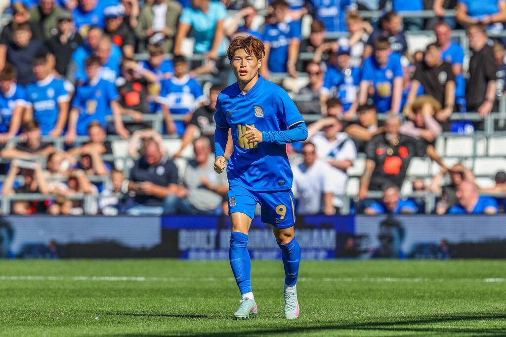 'We need to find a way to feed Kyogo" - Davies - Forever Blues