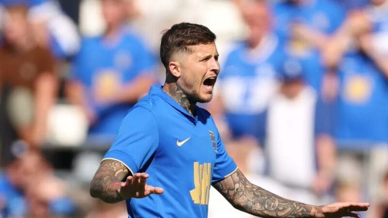 Blues close in on Solis as Dykes departs - Forever Blues